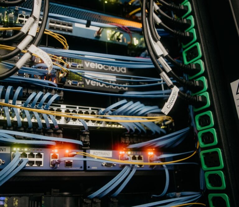 Rack-Mounted Static Transfer Switch: Essential Data Center Power ...